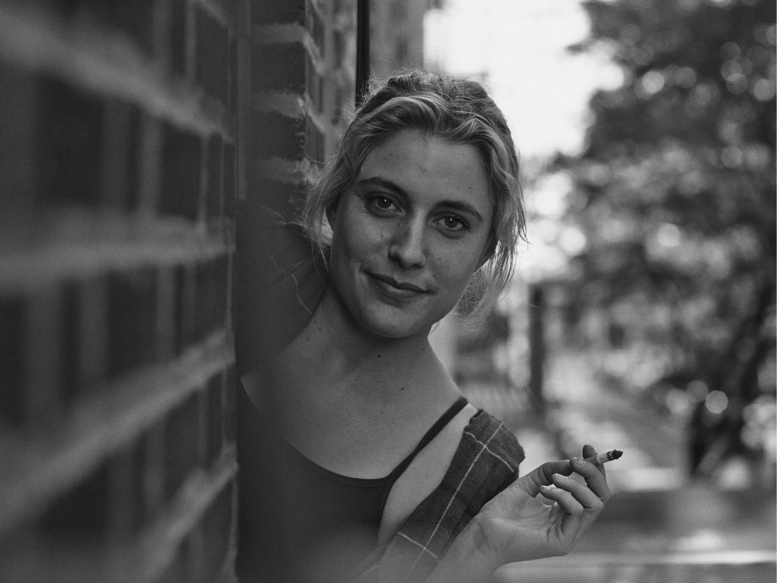 5 choses à savoir sur Greta Gerwig, la réalisatrice de “Barbie” - Mixte ...
