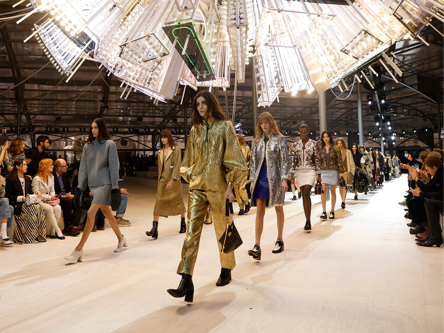 Ce qu'il restera de la Fashion Week parisienne FW24/25 - Mixte Magazine