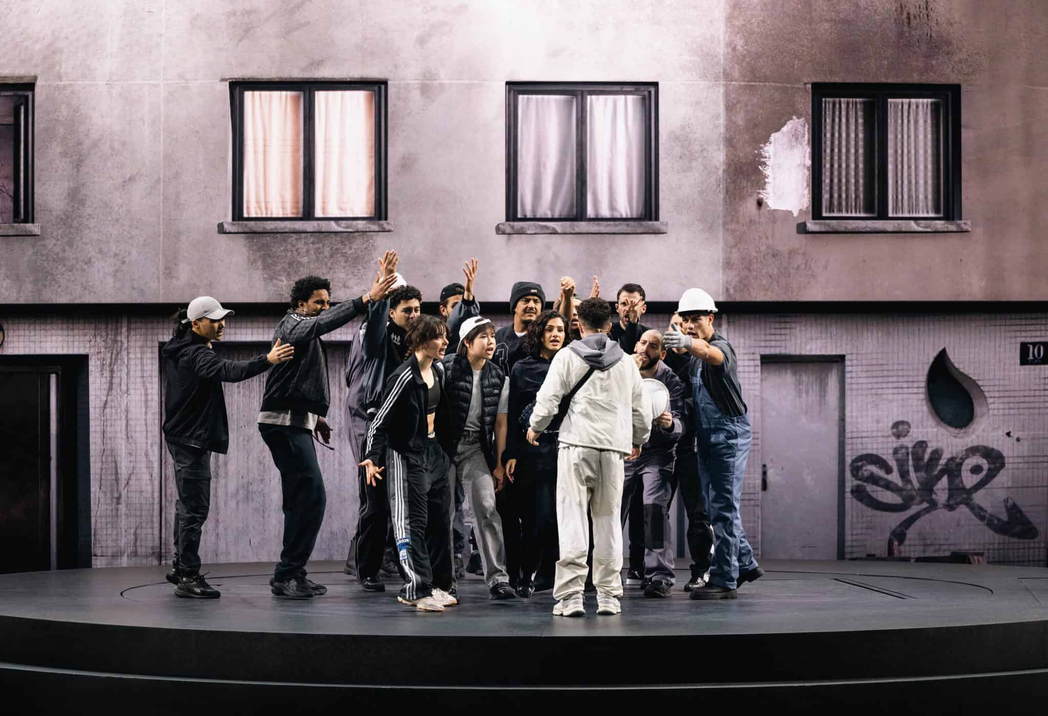 Le spectacle “La Haine, Jusqu’ici Rien N’a Changé” revient sur scène ...